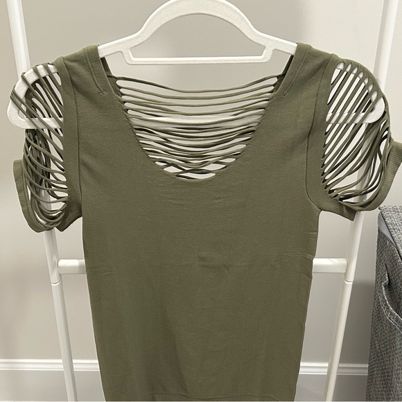 VENUS | Tops | Nwot Green Summer Cutout Top From Venus | Poshmark